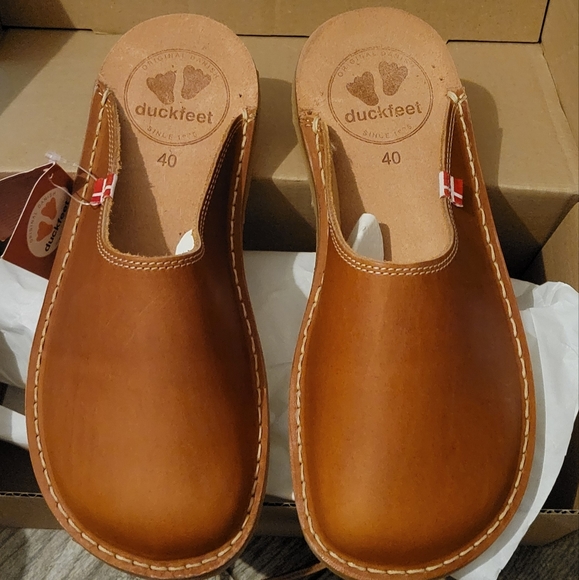 Duckfeet | Shoes | Duckfeet Blavand Original Danish Slip On Leather ...